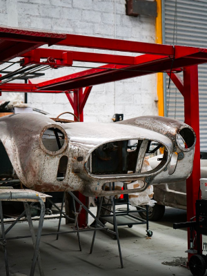Nosotros – Metal Shpares | Restauración y reparación de autos antiguos